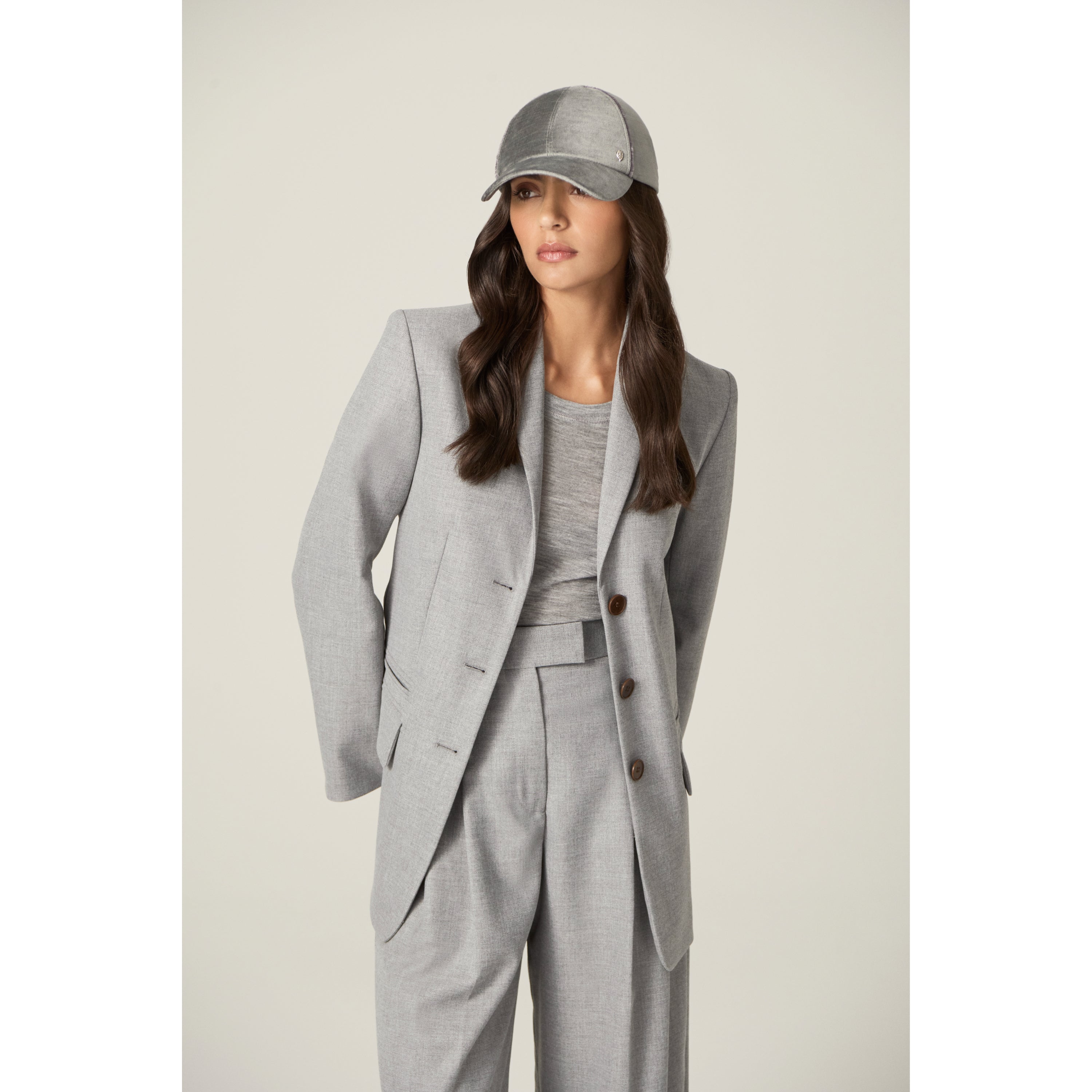 Corinne – Women's Caps