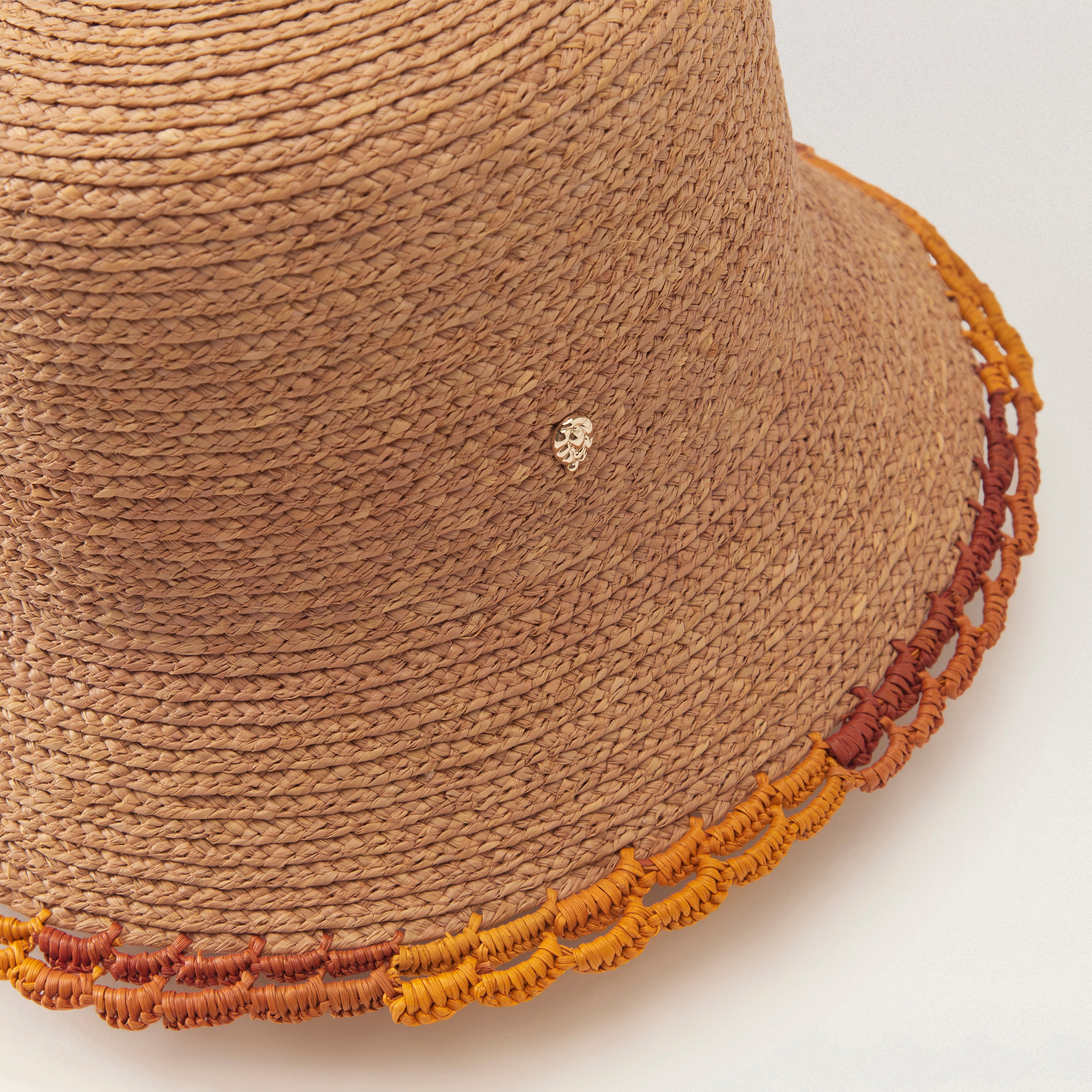 HK x Gapuwiyak Scallop Bucket – Women's Hats