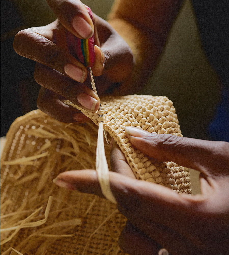 What is Raffia, and What Is Raffia Made From? - Helen Kaminski