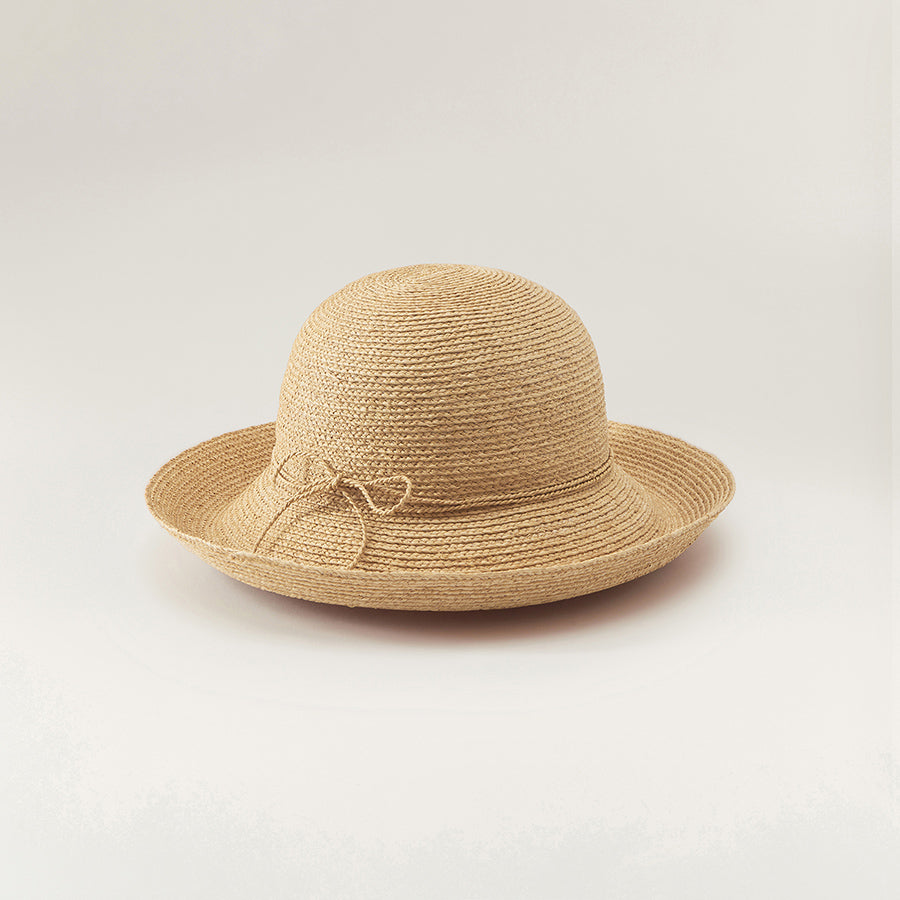 Prima 10 Round Crown Hat in Natural - Helen Kaminski AU