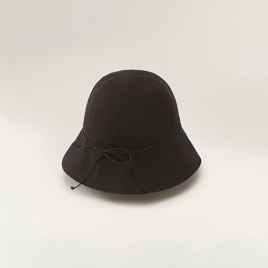 Balu 6-Panel Cloche Hat in Black - Helen Kaminski AU
